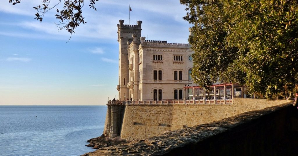 Travel to Friuli-Venezia Giulia: 4 cities to explore by motorhome and ...